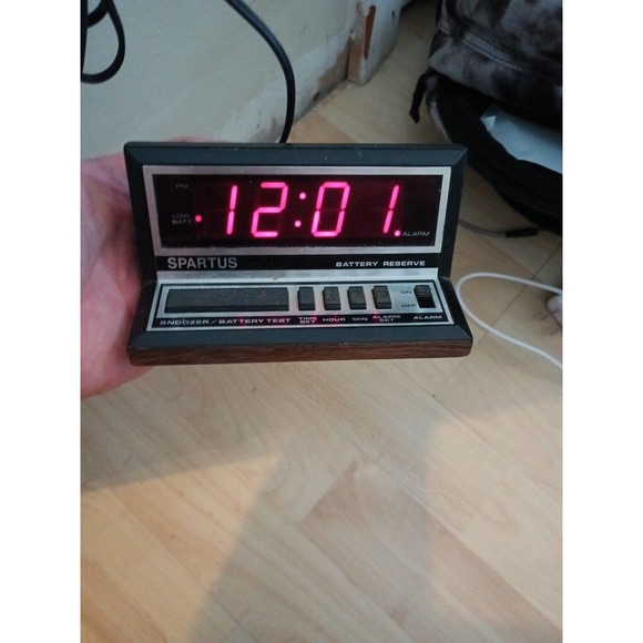 Spartus | Other | Retro Spatus Electronic Digital Alarm Clock Model 15 ...